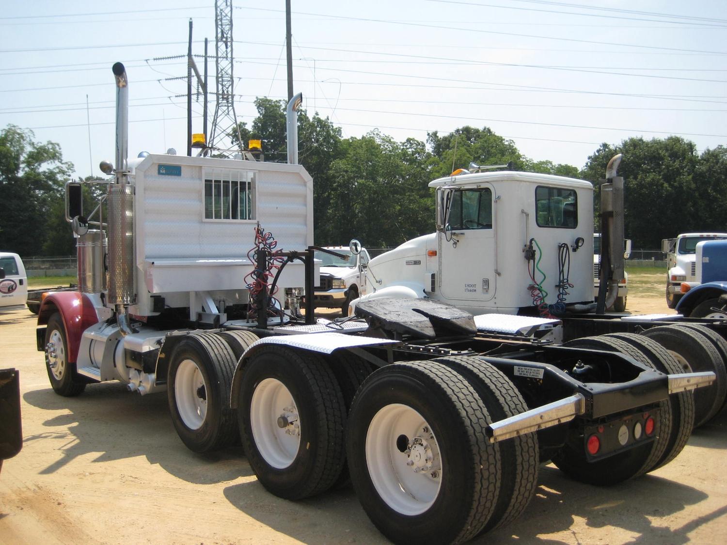 1997 PETERBILT 378 TRI-AXLE TRUCK TRACTOR