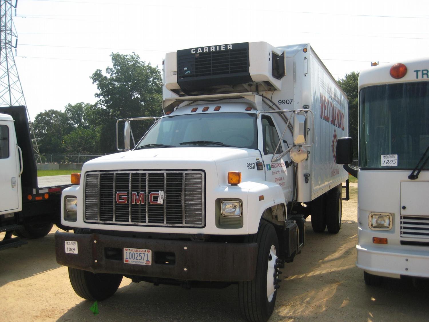 1999 GMC 7500 S/A REFER VAN TRUCK