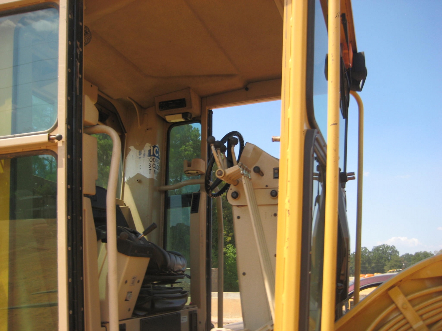 CAT 120H MOTOR GRADER