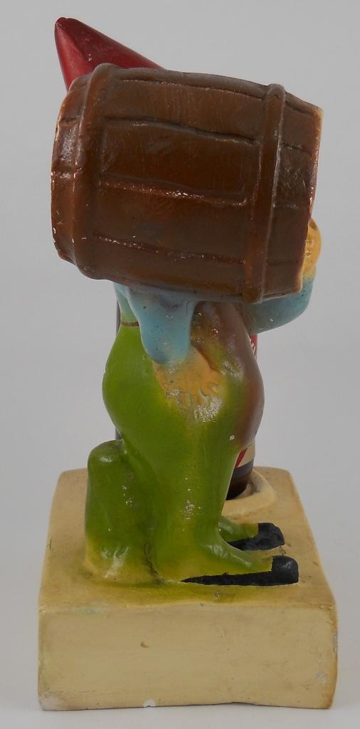 Lucky Lager Chalk Back-Bar Statue