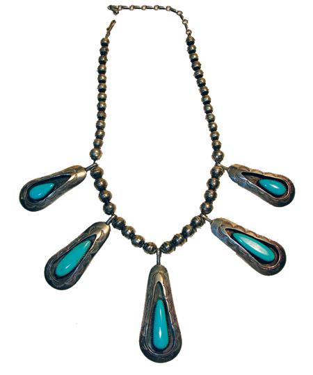 Navajo Necklace - Ann and Milton Burnside