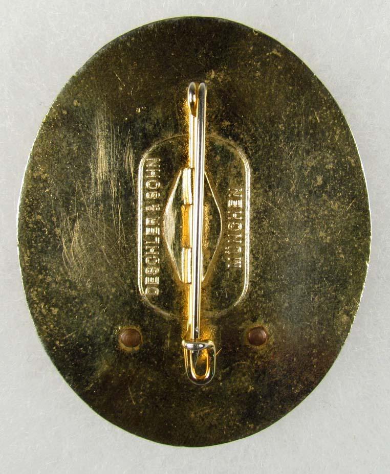 WW2 GERMAN NAZI ENAMELED BADGE - PINBACK - Marked