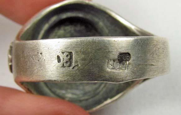 WW2 GERMAN NAZI SS RING - Sterling marks on outsid