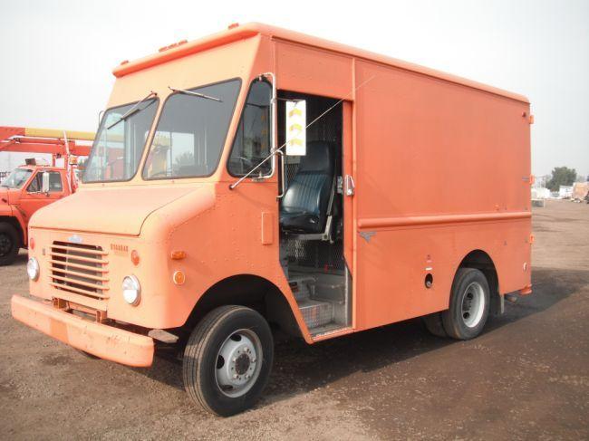 * 1990 GMC Grumman Olson S/A Box Van