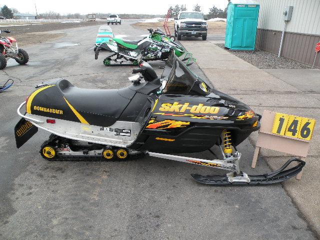 2003 Ski Doo MXZ 500 SN-2BPS236323V000203