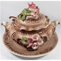 LARGE CAPODIMONTE SOUP TOURINE W/ LID, LADLE AND P