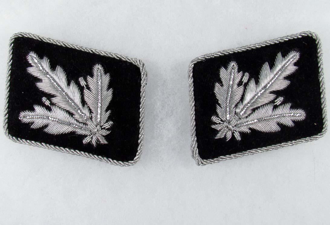 MATCHED PAIR OF WW2 GERMAN NAZI WAFFEN SS GENERAL