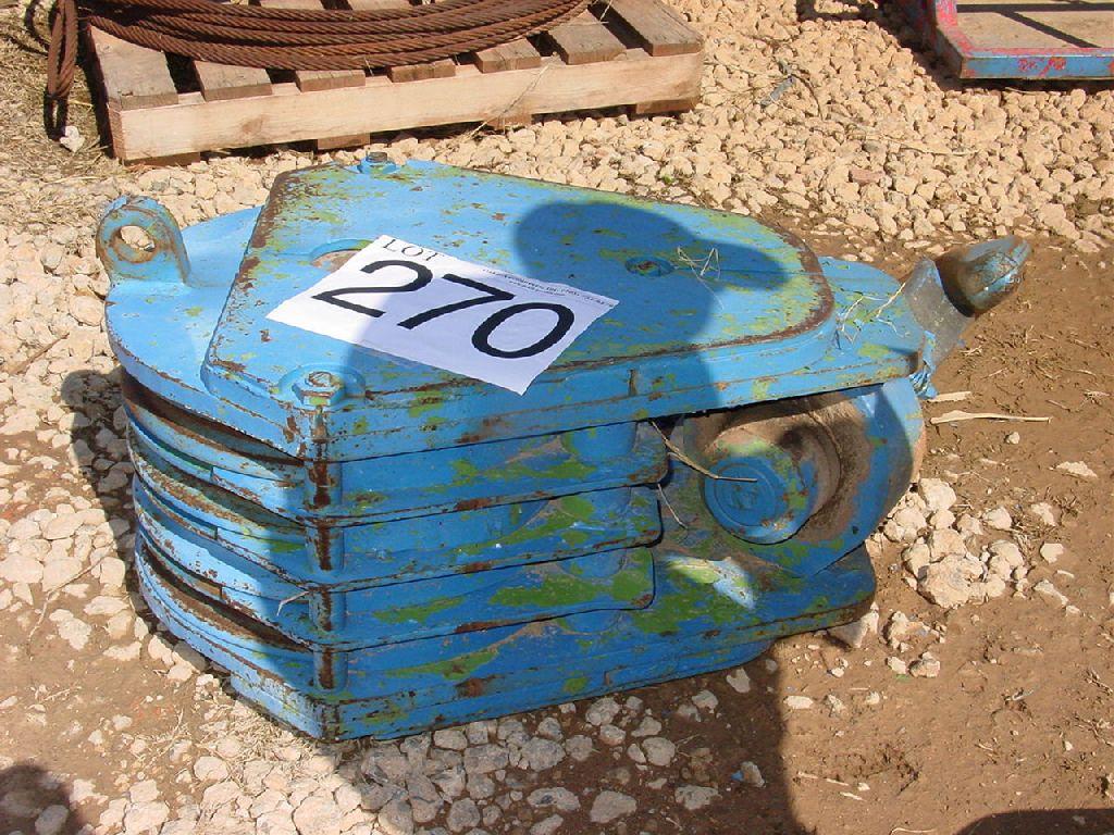 70 TON 4 SHEAVE BLOCK