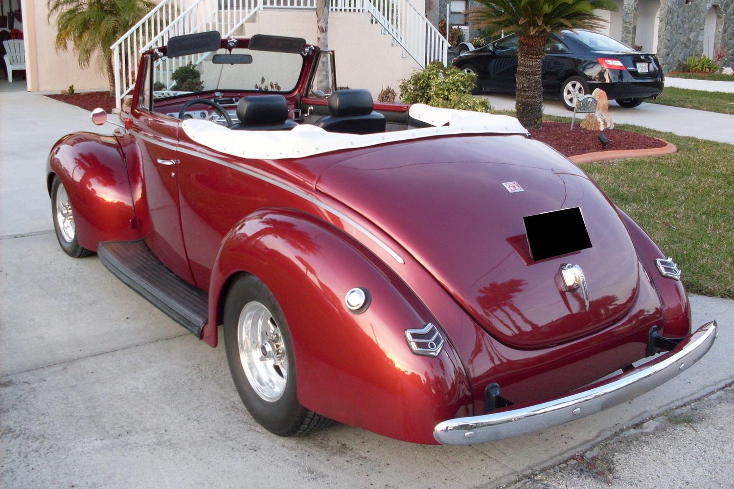 1940 Ford Deluxe Convertible
