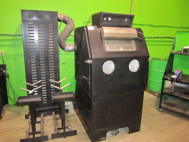 Zero Sandblasting cabinet, model 5600 R&DF w/ dust collector