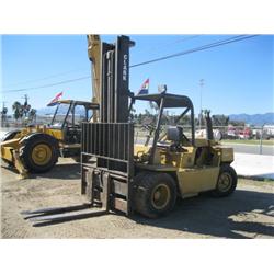 Clark CHY120 Fork Lift