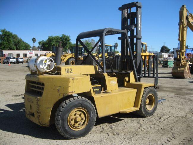 Clark CHY120 Fork Lift