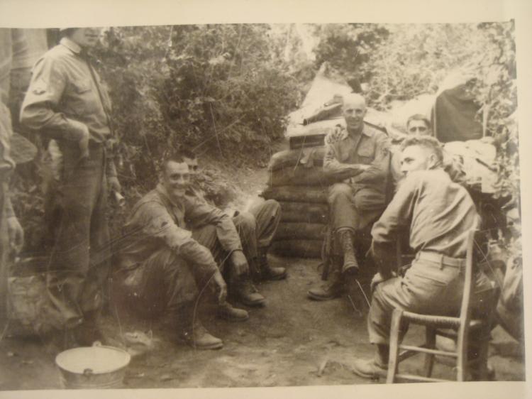 WWII PERSONAL PHOTOS OF U.S. GIS IN WAR ZONES W/ GUNS