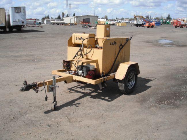 1992 LeeBoy L250 S/A Towable Asphalt Distributor