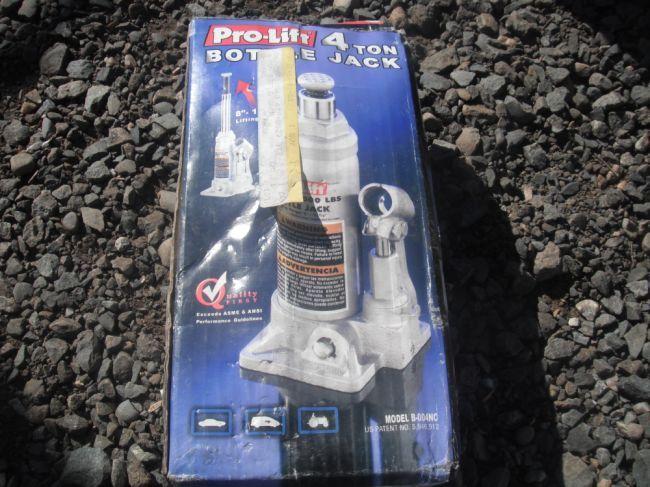 Pro-Lift B-004NC 4 Ton Battle Jack