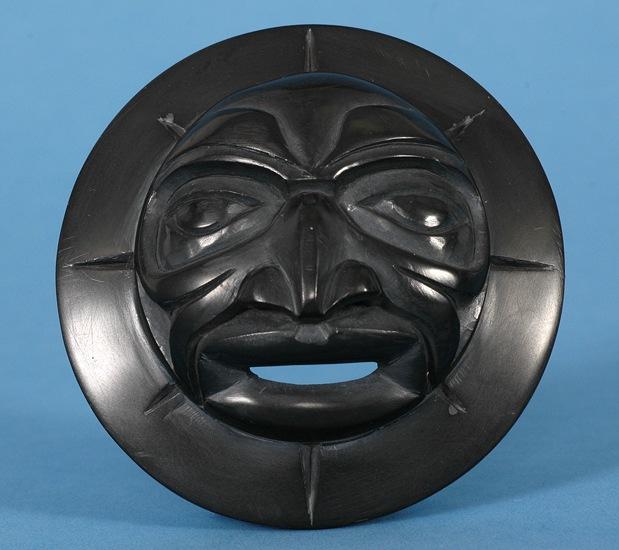 Argillite Moon Mask Carved by Derek Heaton 2 3/4" D. Fine Condition