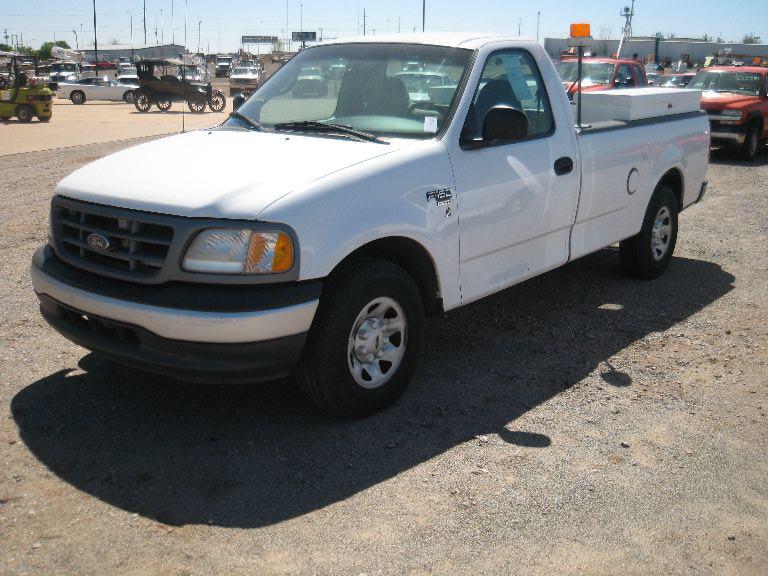 2000 FORD F150 TRITON V8, REG CAB,