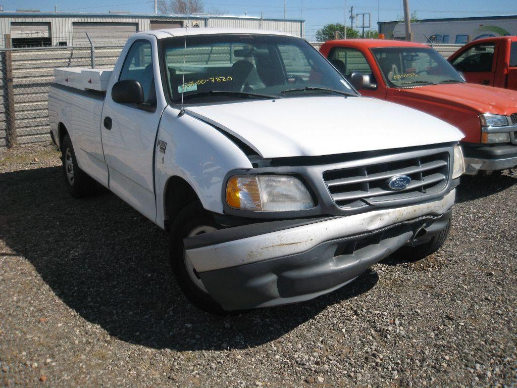 2000 FORD F150 TRITON V8 REG CAB,