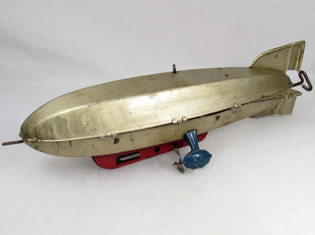 VINTAGE TIN WINDUP ZEPPELIN AIRSHIP BLIMP TOY