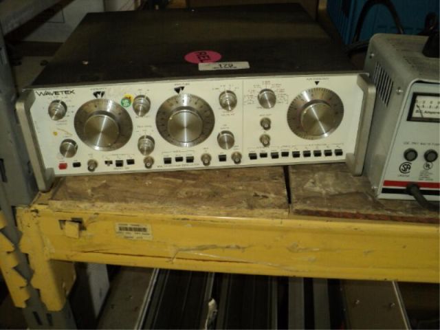 WAVETEK 146 GENERATOR