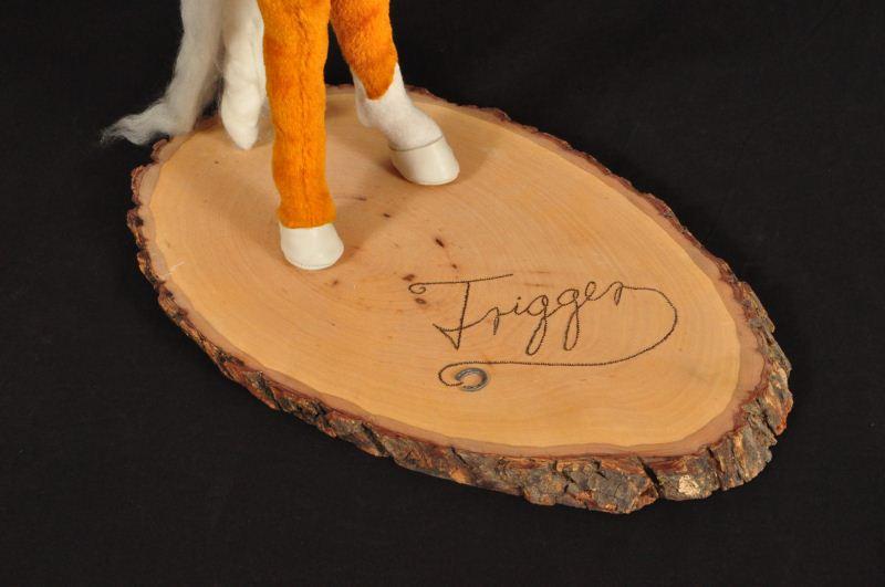 Trigger Stuffed Animal Statue RR