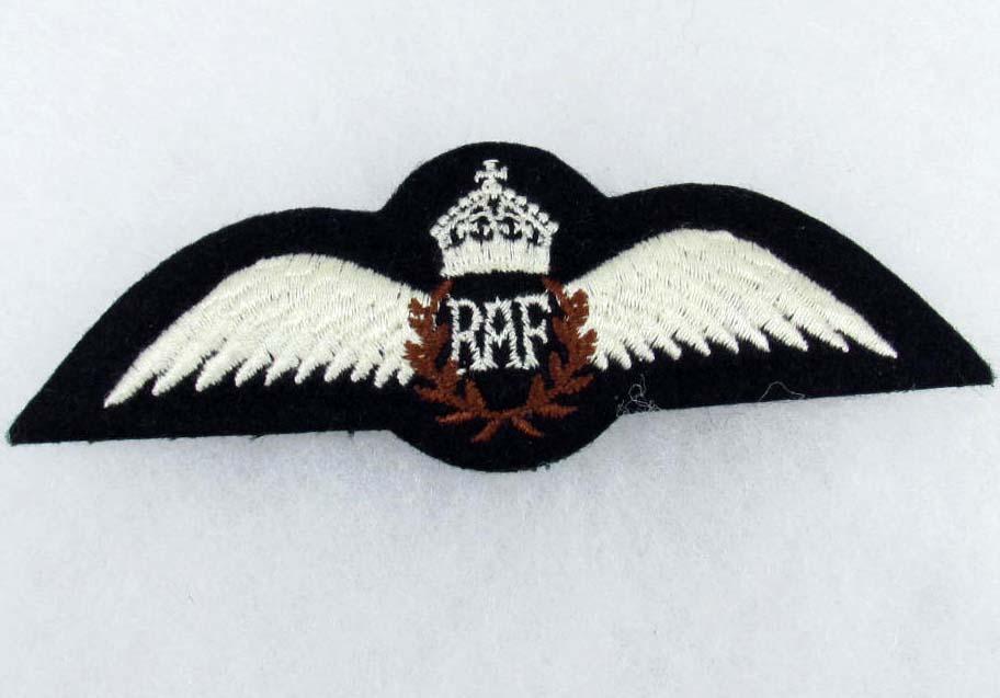 WW2 BRITISH ROYAL AIR FORCE RAF CLOTH PADDED PILOT WINGS