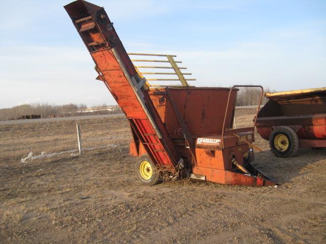 Tub Grinder Bale Shredder