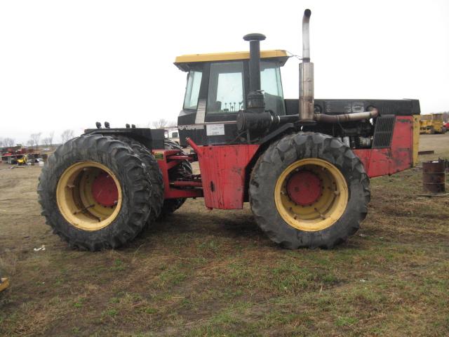 936 Versatile 4wd Tractor
