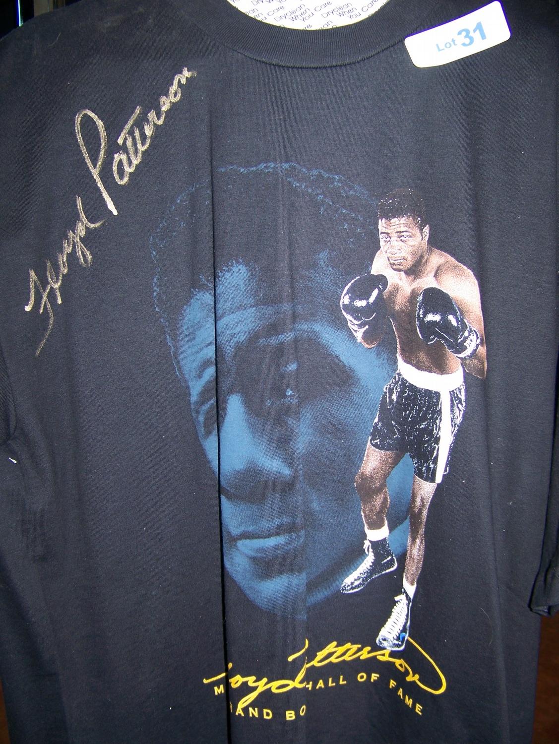 FLOYD PATTERSON HAND SIGNED TEE SHIRT