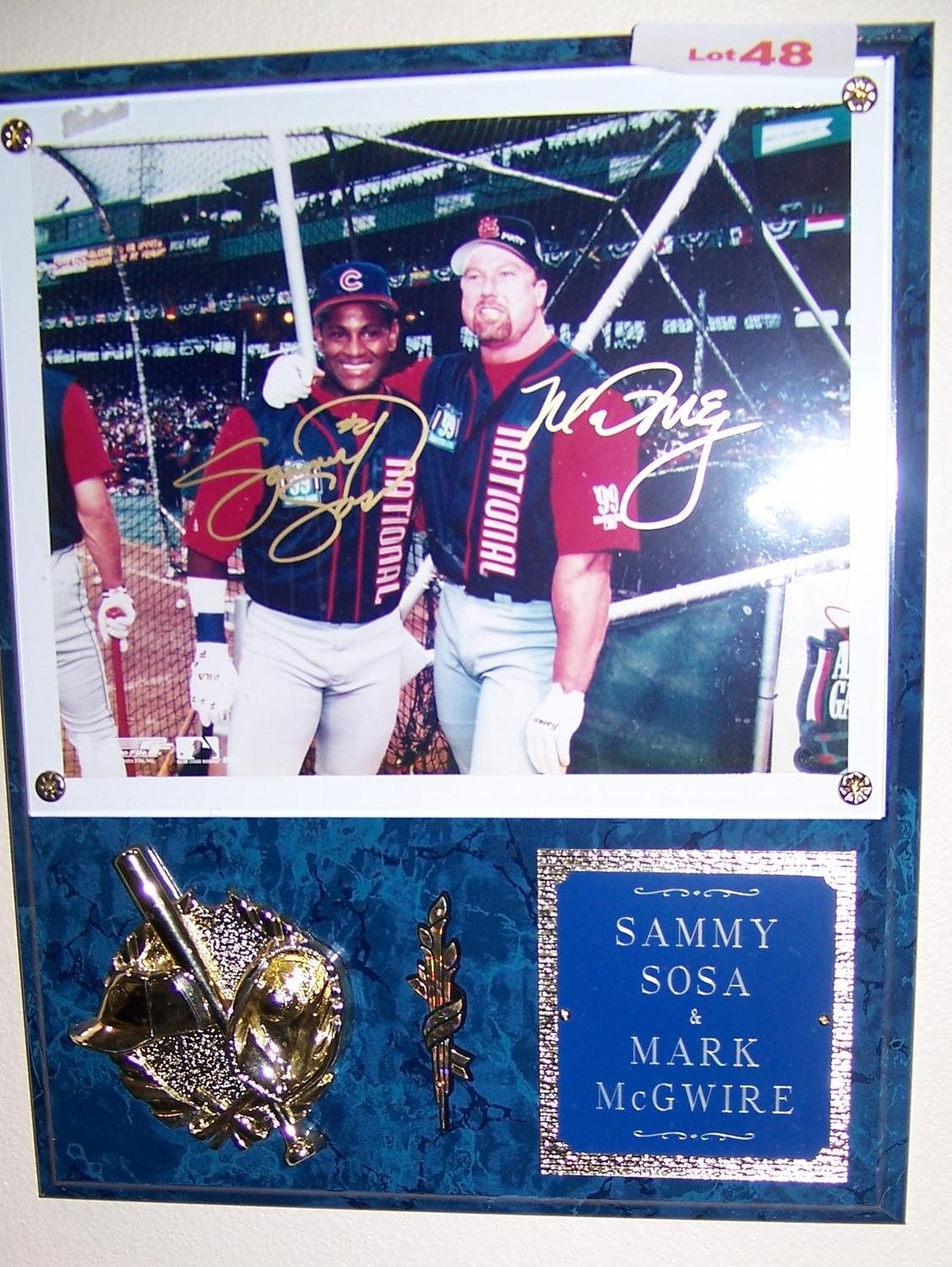 SAMMY SOSA MARK MCGWIRE HAND SIGNED PHOTO PLAQUE W/ COA