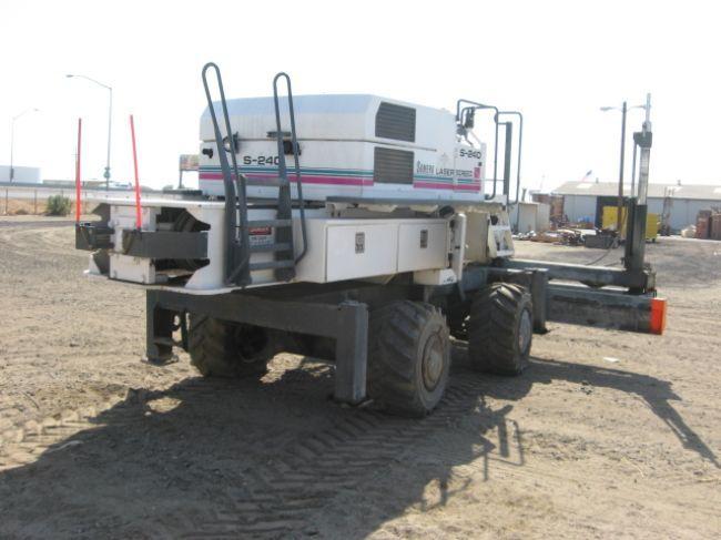 2000 Somero S-240 Laser Screed