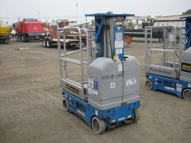 2002 Genie GR12 Single Man Lift