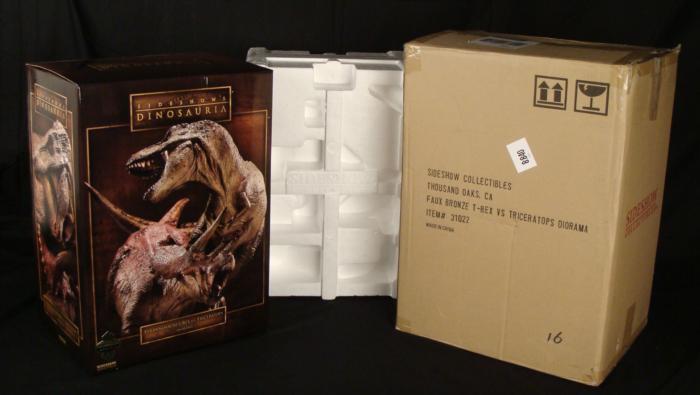 Sideshow T-Rex Vs Triceratops Ltd Ed Bronze Diorama MIB