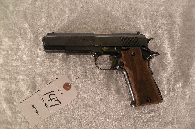 Llama semi-auto pistol 40 cal [Stoeger] SN-868847