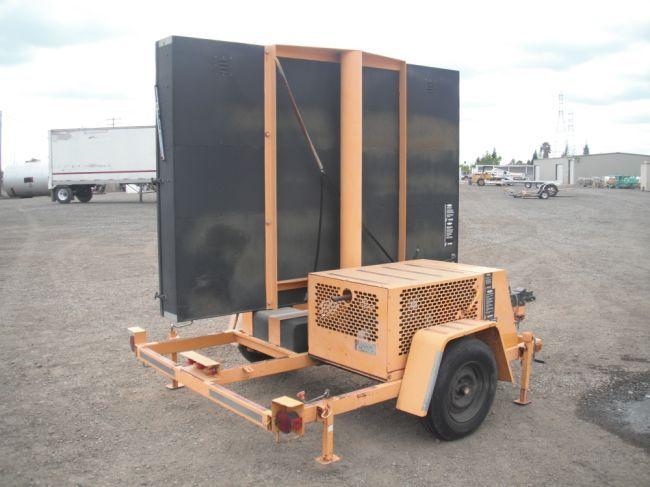 1994 Addco Dot-Sign DH-1000 S/A Towable Sign Board