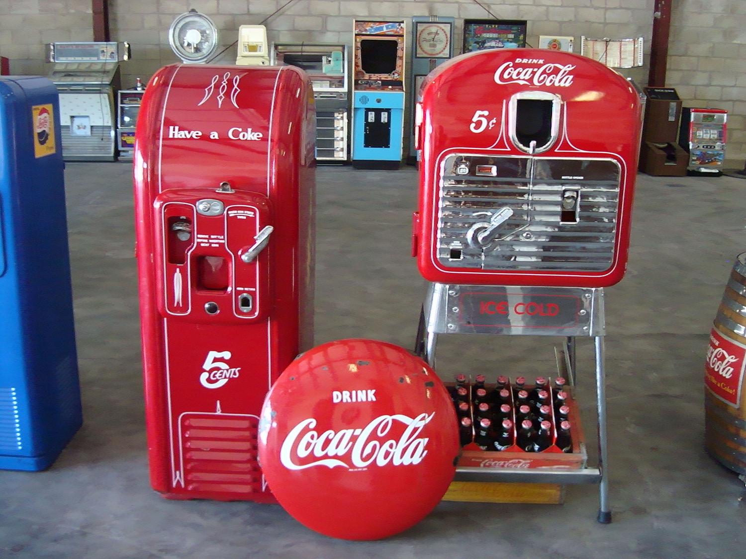 Rare Coca-Cola Vendorlator 5 Cent Machine with Trays & Coke's