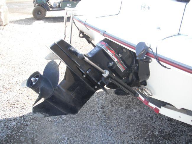 1997 Sea Ray 175 Bow Rider Five Series V-Hull Boat