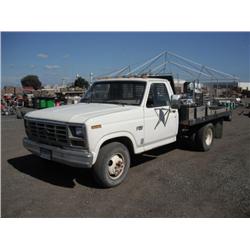 1985 Ford F-350 Custom S/A 10' Flatbed Truck