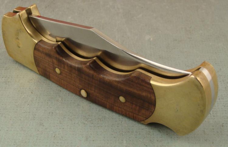 VINTAGE RIGID MASSIVE KNIFE AND LEATHER CASE -USA