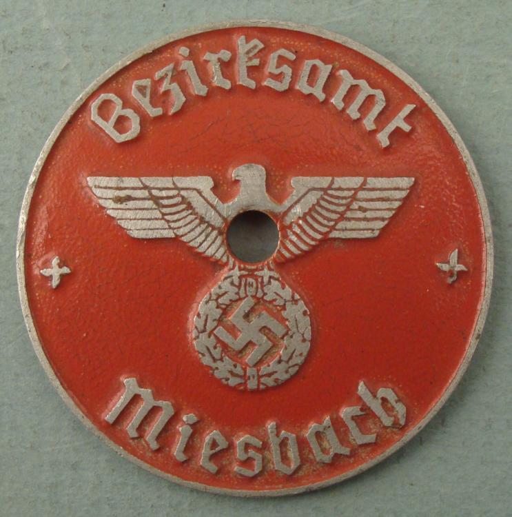 ORIGINAL NAZI WEHRMACHT LICENSE PLATE OFFICIAL DISC