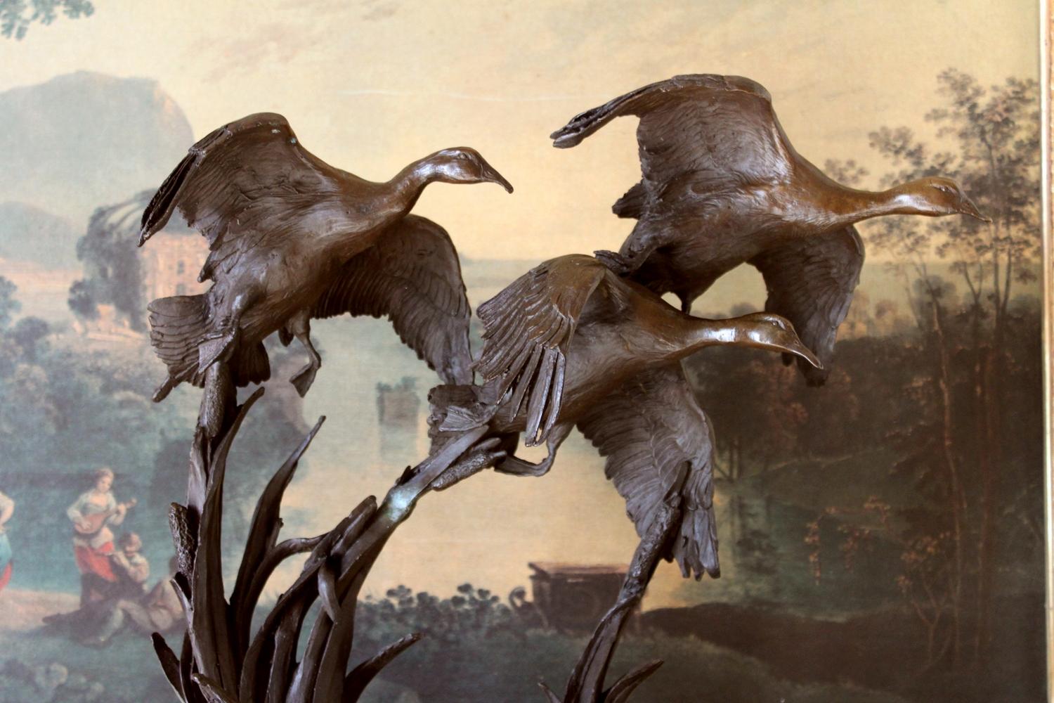 CD013 - Fantastic Bronze Sculpture Three Flying Ducks