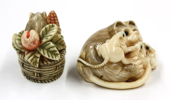Japanese Ivory Figural Netsuke Carvings