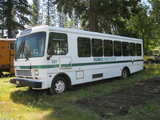 1997 Freightliner 32-Passenger Coach Bus