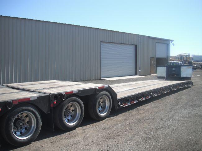 2005 Fontaine 353WDMR 3-Axle RGN Equipment Trailer
