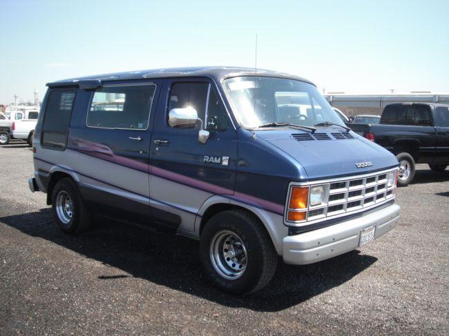 1990 Dodge Ram 150 Conversion Van