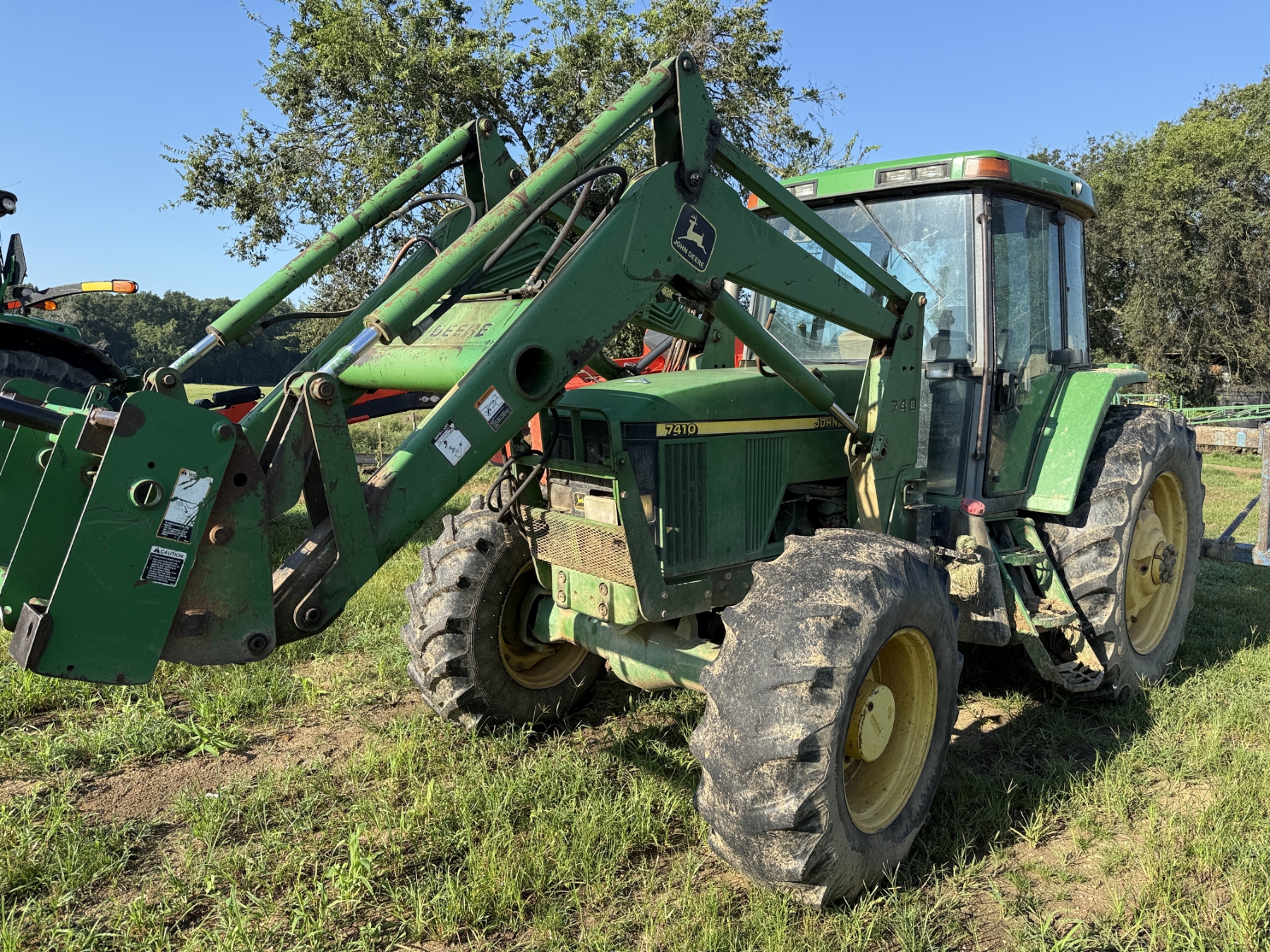 1998 JOHN DEERE 7410 Farm Tractor - J.M. Wood Auction Company, Inc.