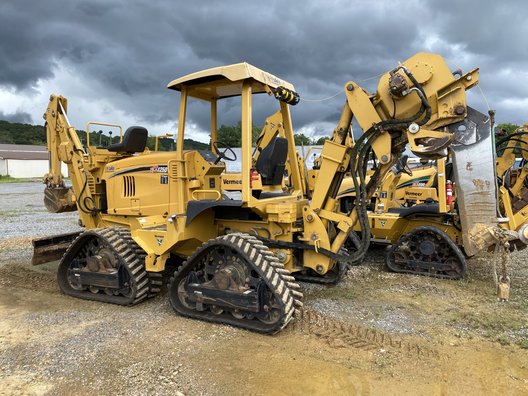 2012 VERMEER RTX1250 PLOW - J.M. Wood Auction Company, Inc.