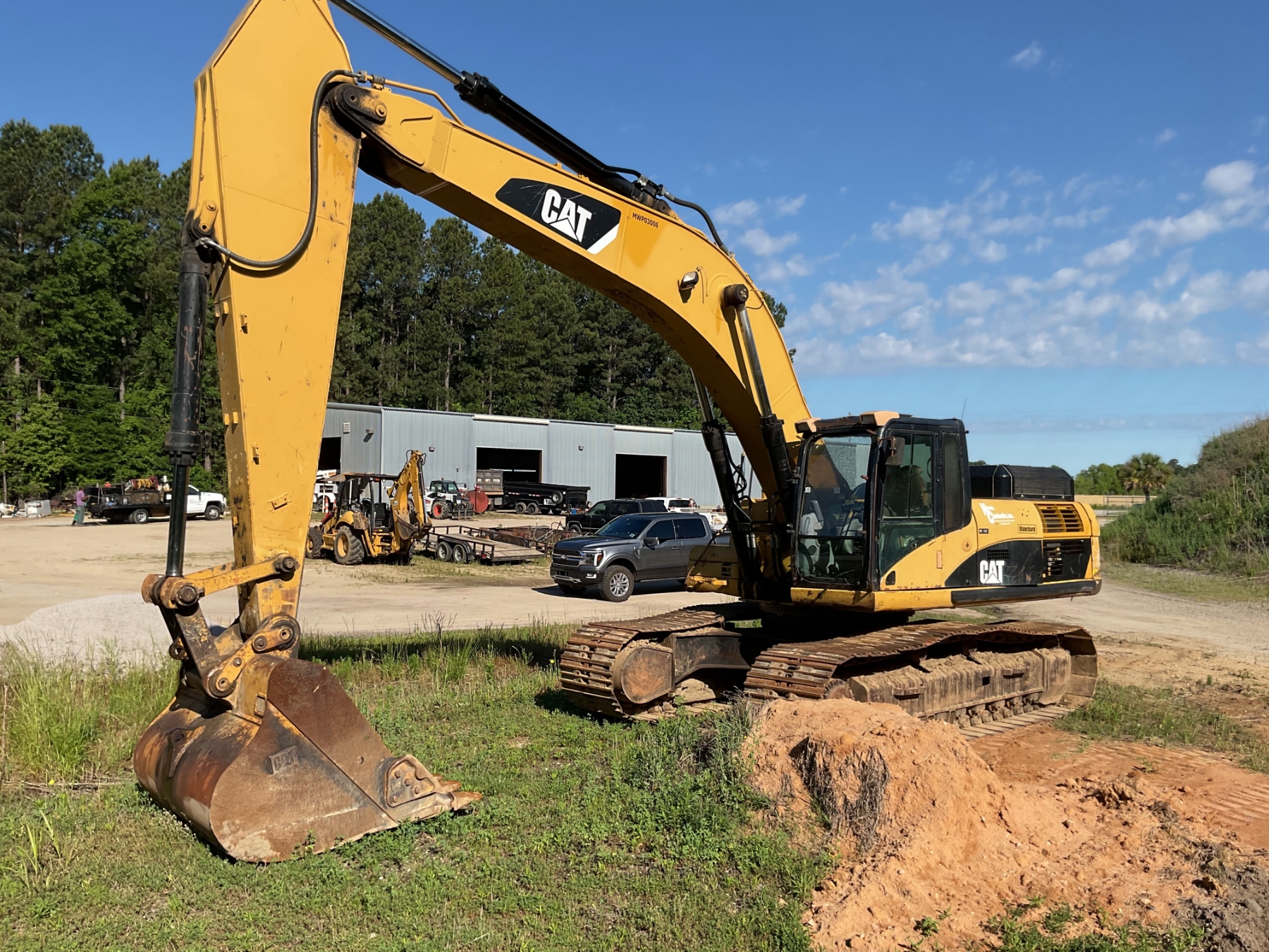 2008 CAT 330DL Excavator - J.M. Wood Auction Company, Inc.