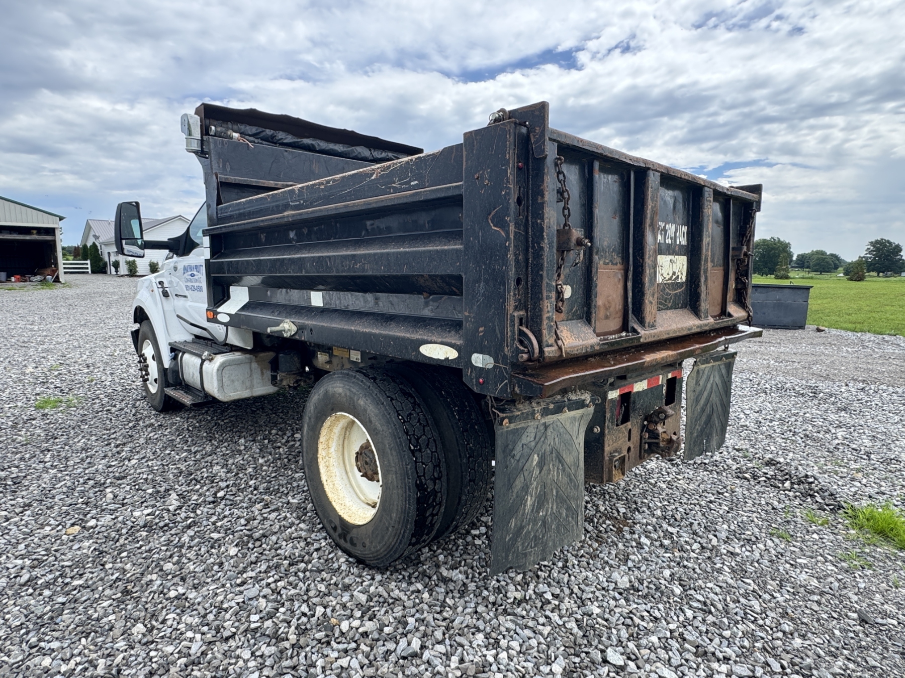 2017 FORD F750 Dump Truck - J.M. Wood Auction Company, Inc.