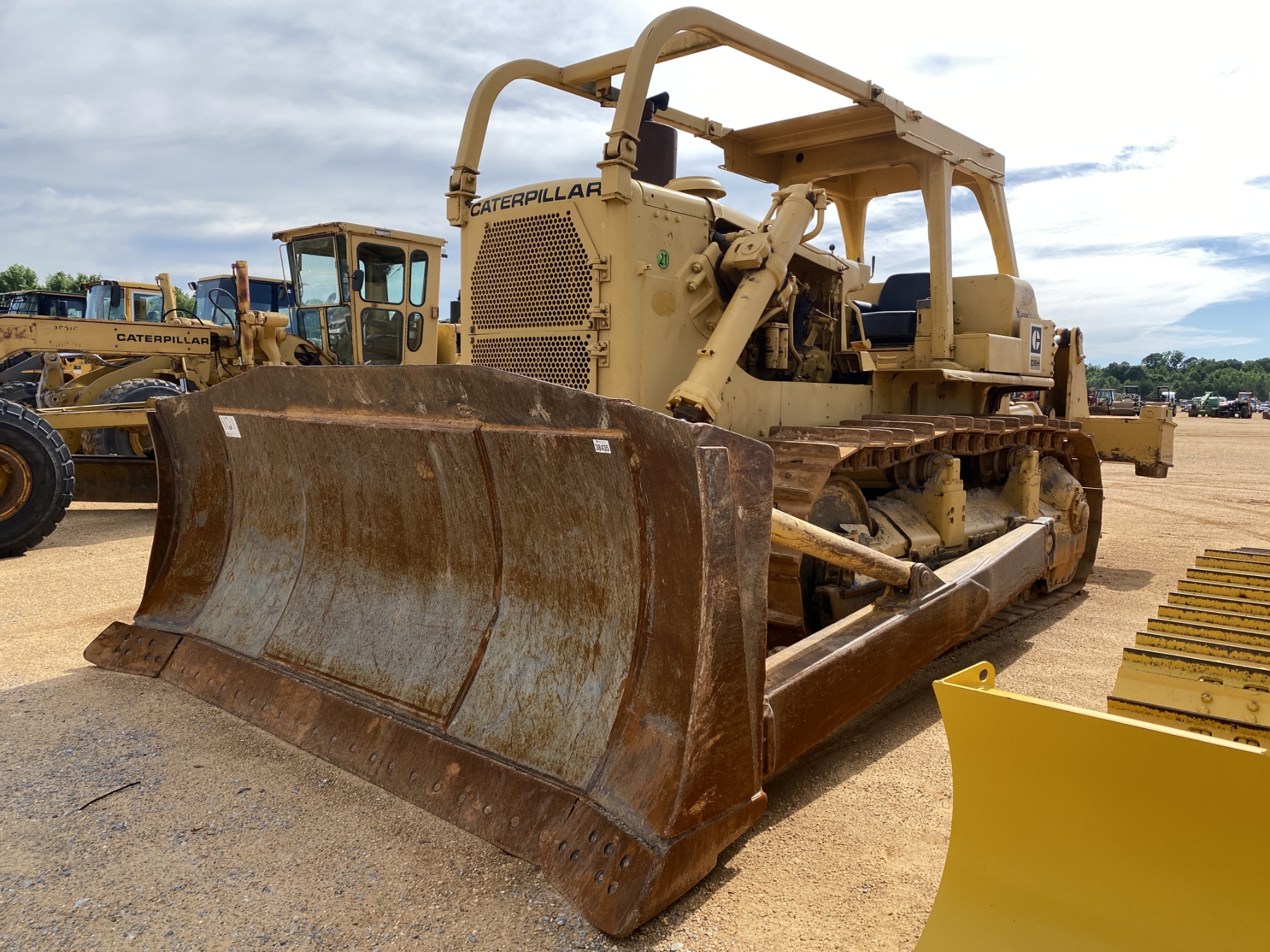 1976 CAT D9H Dozer / Crawler Tractor - J.M. Wood Auction Company, Inc.